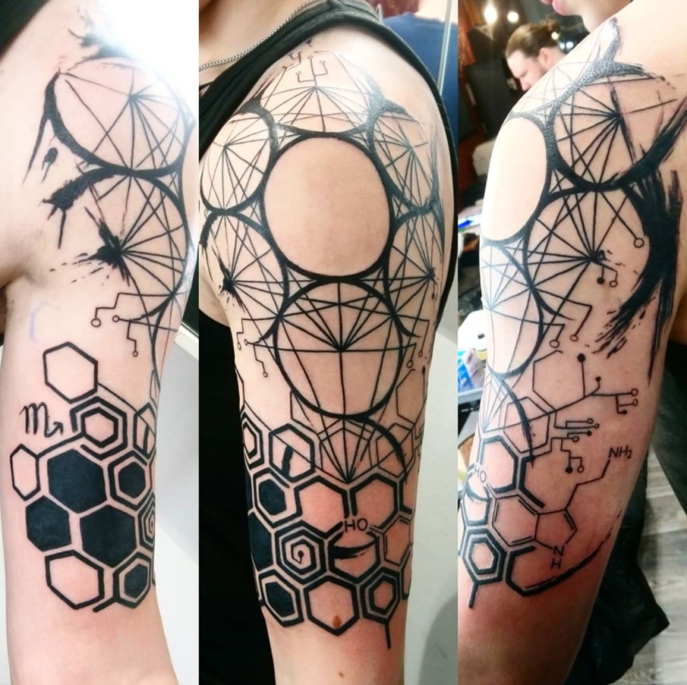 Simply Tattoo | Tattoo Studio